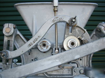 Rhodes kook e king automatic cookie cutter automatic