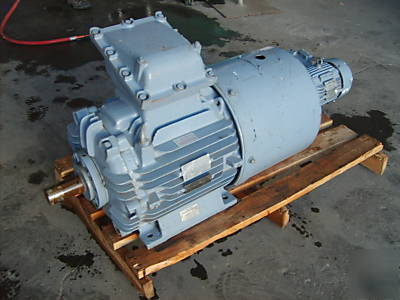 Yaskawa varispeed 676 induction motor 30KW fgk-fikm 3PH